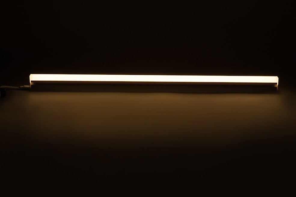 LED Performer1 T5 Batten - Opple Lighting MEA